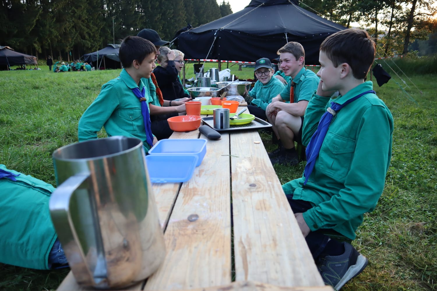 Evangelisches Jugendwerk Hessen e.V.: Das Knappenlager ist gut im ...