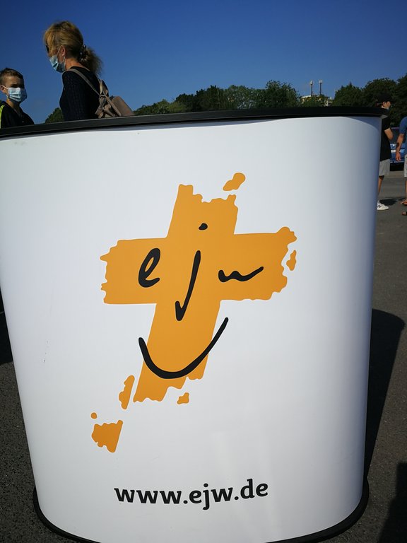 Evangelisches Jugendwerk Hessen e.V.: Großstadt WG in Berlin gut angekommen